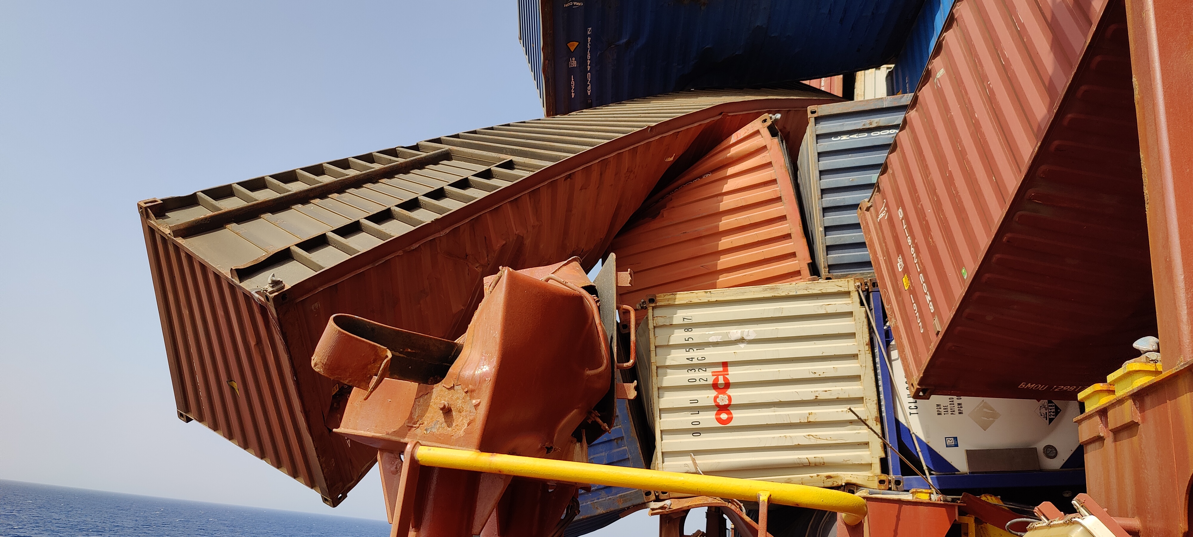 Resolve Marine's Expertise: Salvaging 17,000 TEU Container Vessel in ...