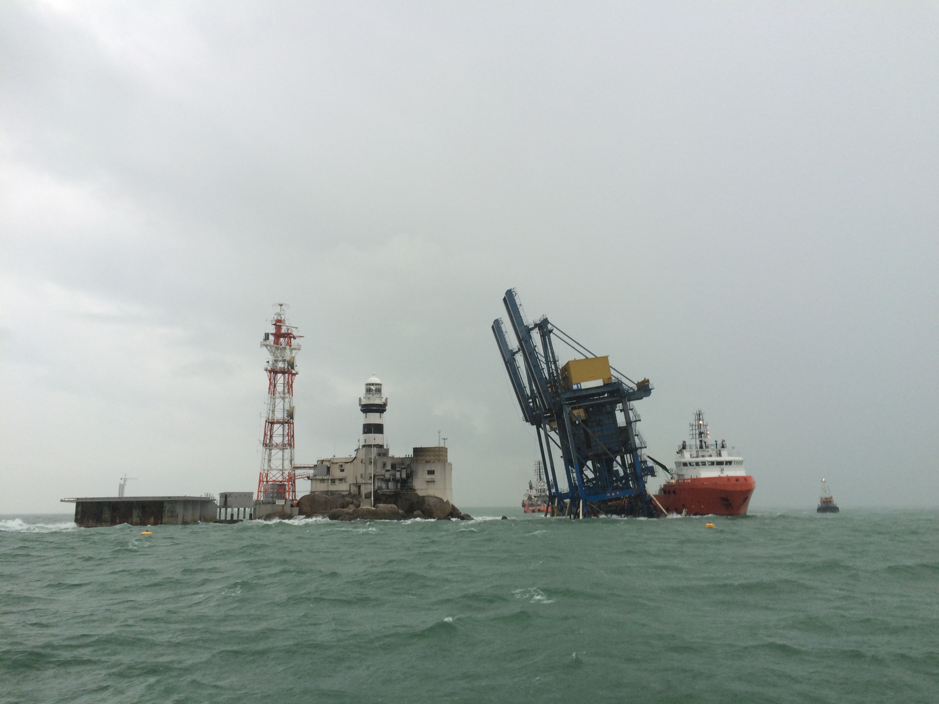 Successful Resolution of Poe Giant 12 Grounding: Protecting Singapore's ...